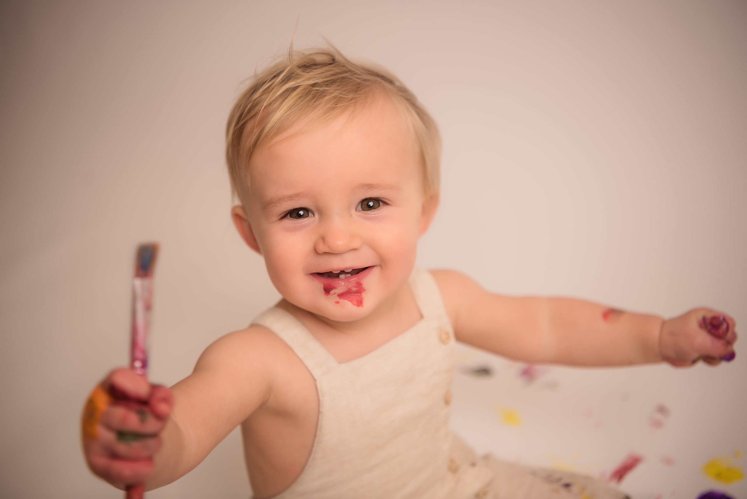 Find out more about Paint Splash photography Sessions