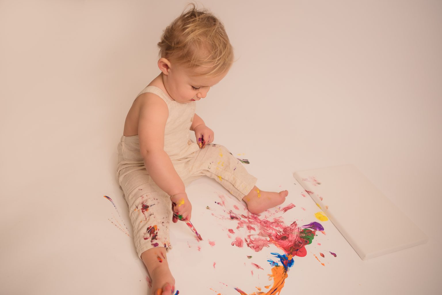 Find out more about Paint Splash photography Sessions